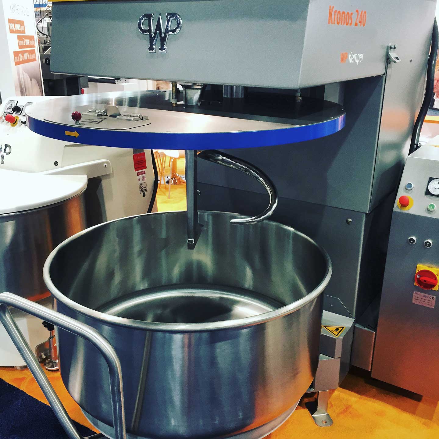 Let's Mix Things Up a Bit at IBIE 2016 with our Kronos 240 Mixer • WP ...